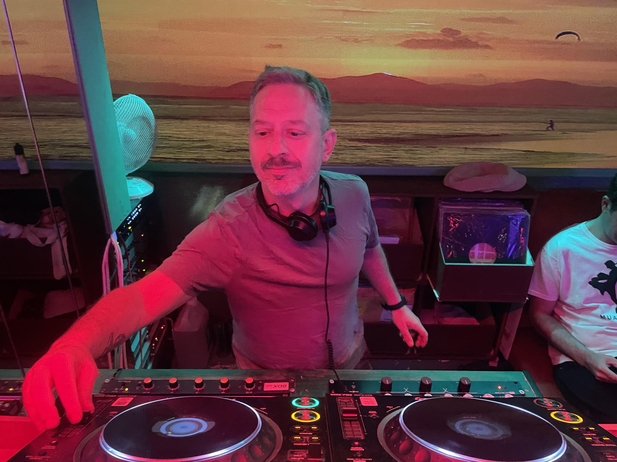 stegi.radio | Onassis Stegi