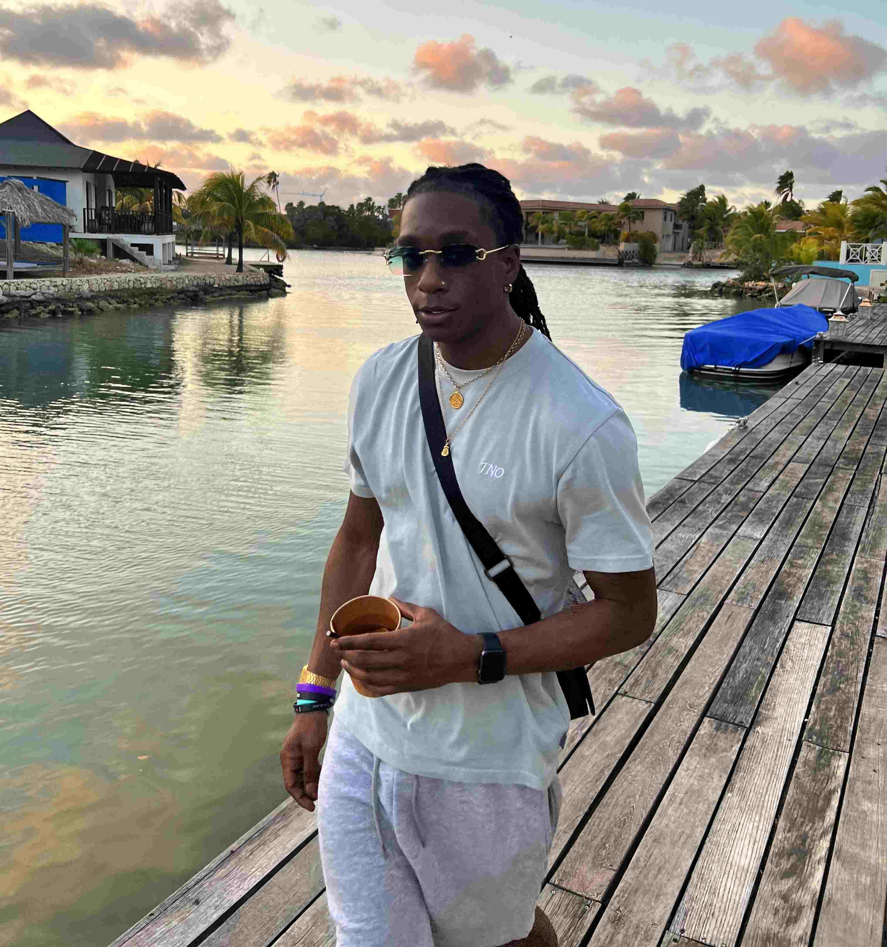 stegi.radio | Onassis Stegi